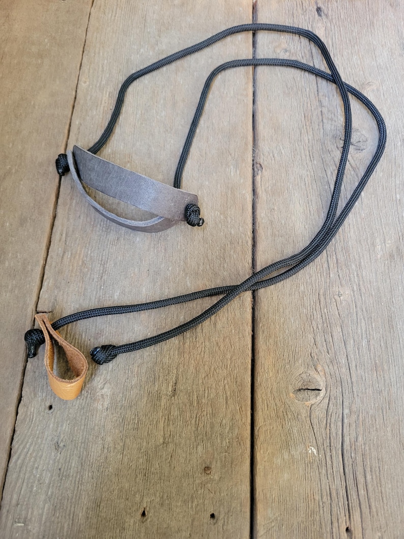 Handmade Leather Shepherd Sling: Paracord Survival Rock Sling - Etsy
