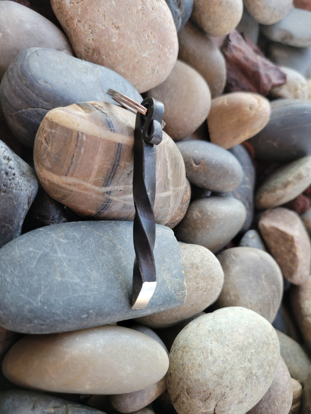 Pry Bar Keychain Fingernail Saver, Package Opener, Box Cutter Multitool ...