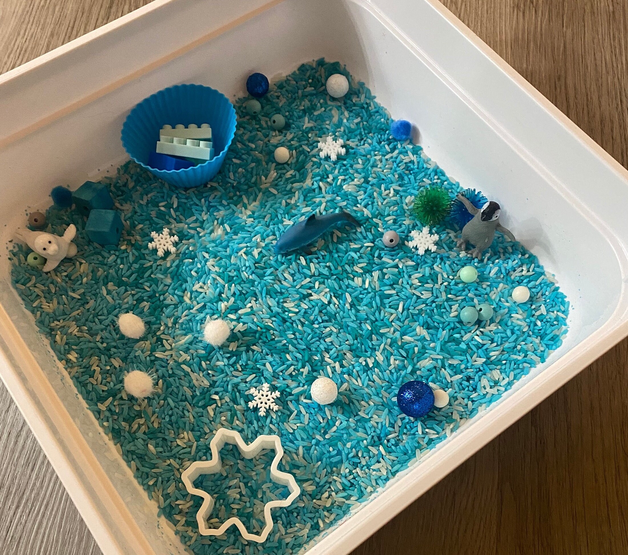 Arctic Animal Sensory Bin/winter Sensory Bin - Etsy