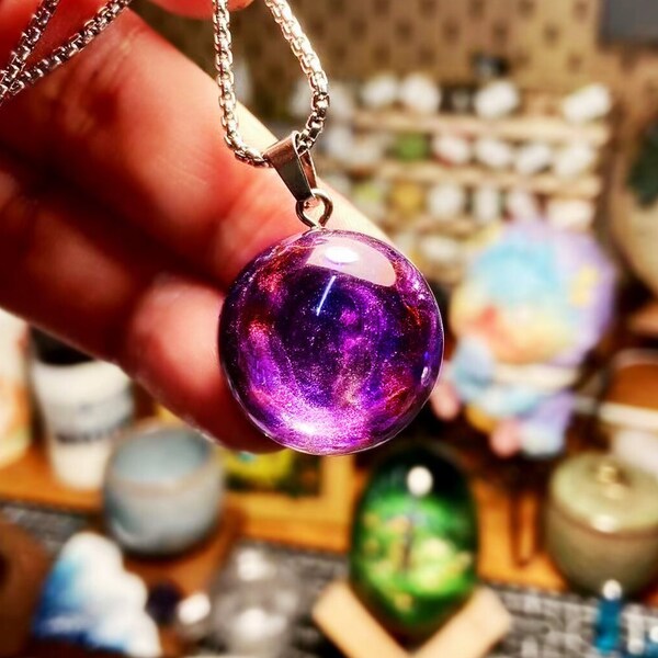 Resin Pendant - Etsy