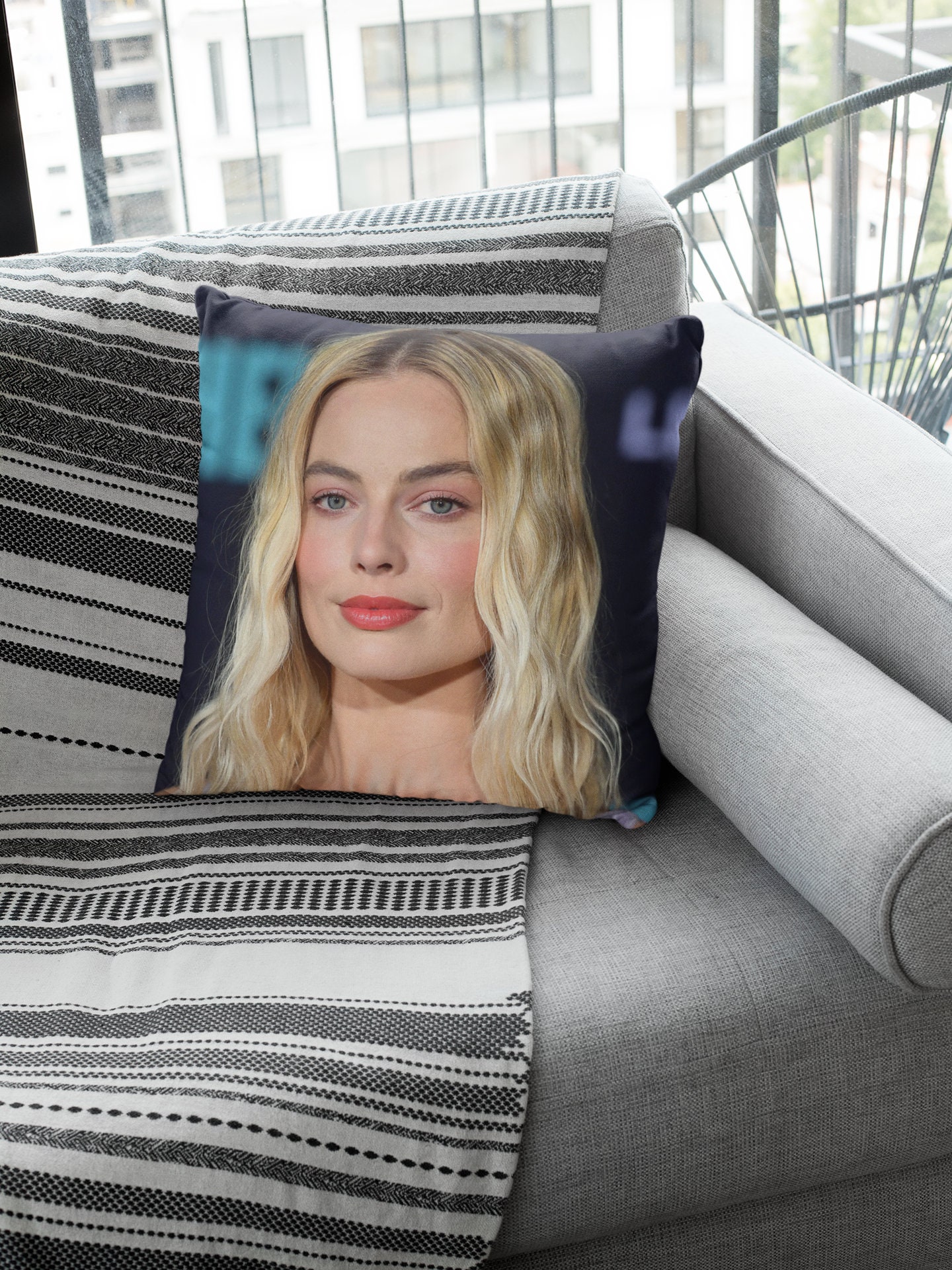 Margot Robbie Square Pillow Spun Polyester Square Pillow, Custom Throw ...