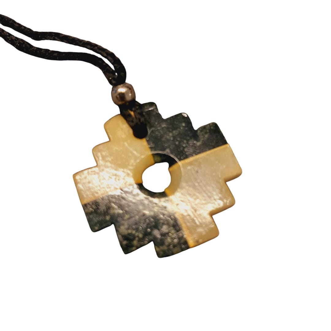 Croix Chakana, ancien symbole Inca d'harmonie et d'équilibre, Croix ...