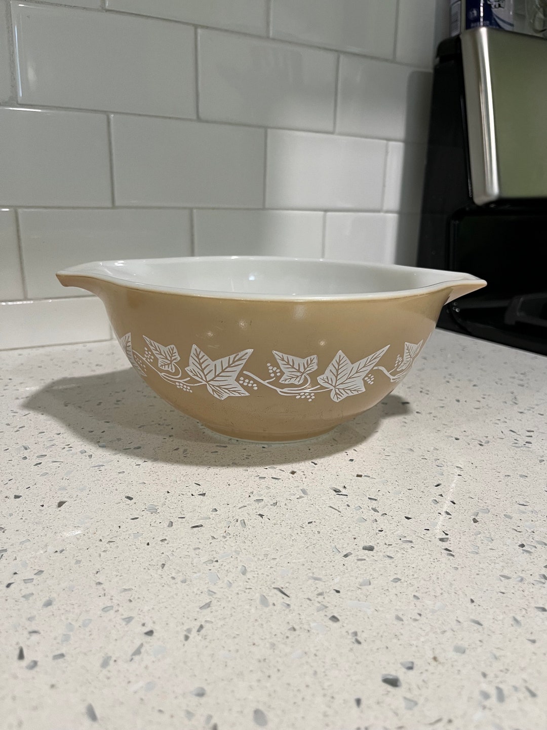 Vintage Pyrex Sandalwood Cinderella Bowl 442 1 1/2 Quart - Etsy