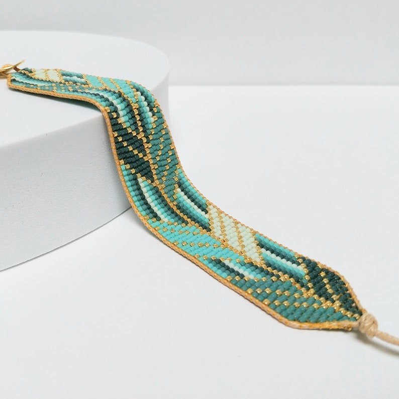 Green Stripes Loom Bracelet Pattern, Bead Loom Pattern, Miyuki Delica ...