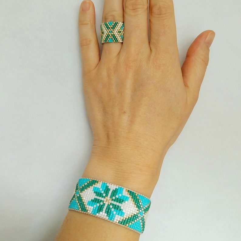 Underwater Blue Peyote Ring Pattern, Odd Count Peyote Pattern, Miyuki ...