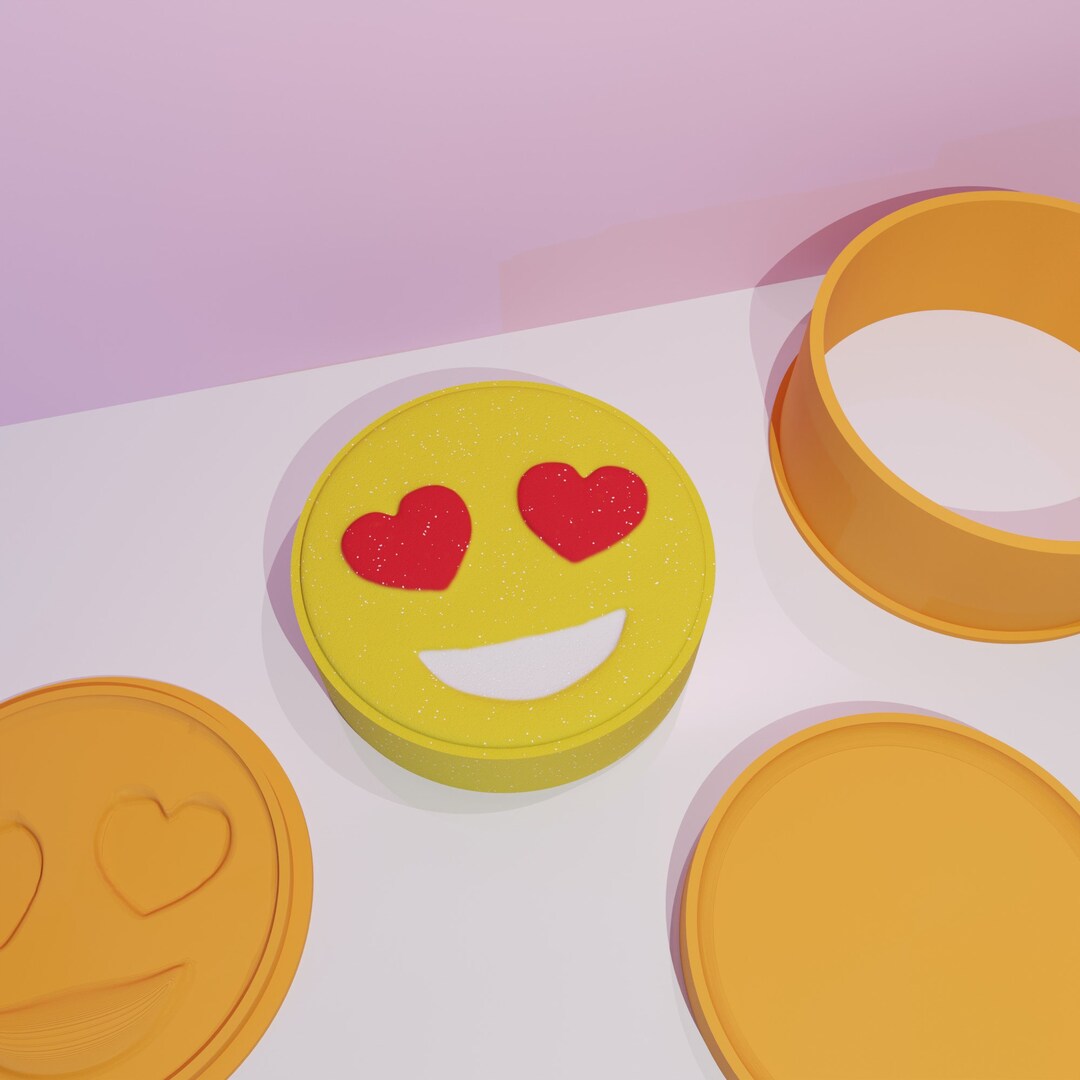 Bath Bomb Mold Emoji Heart Eyes - Etsy