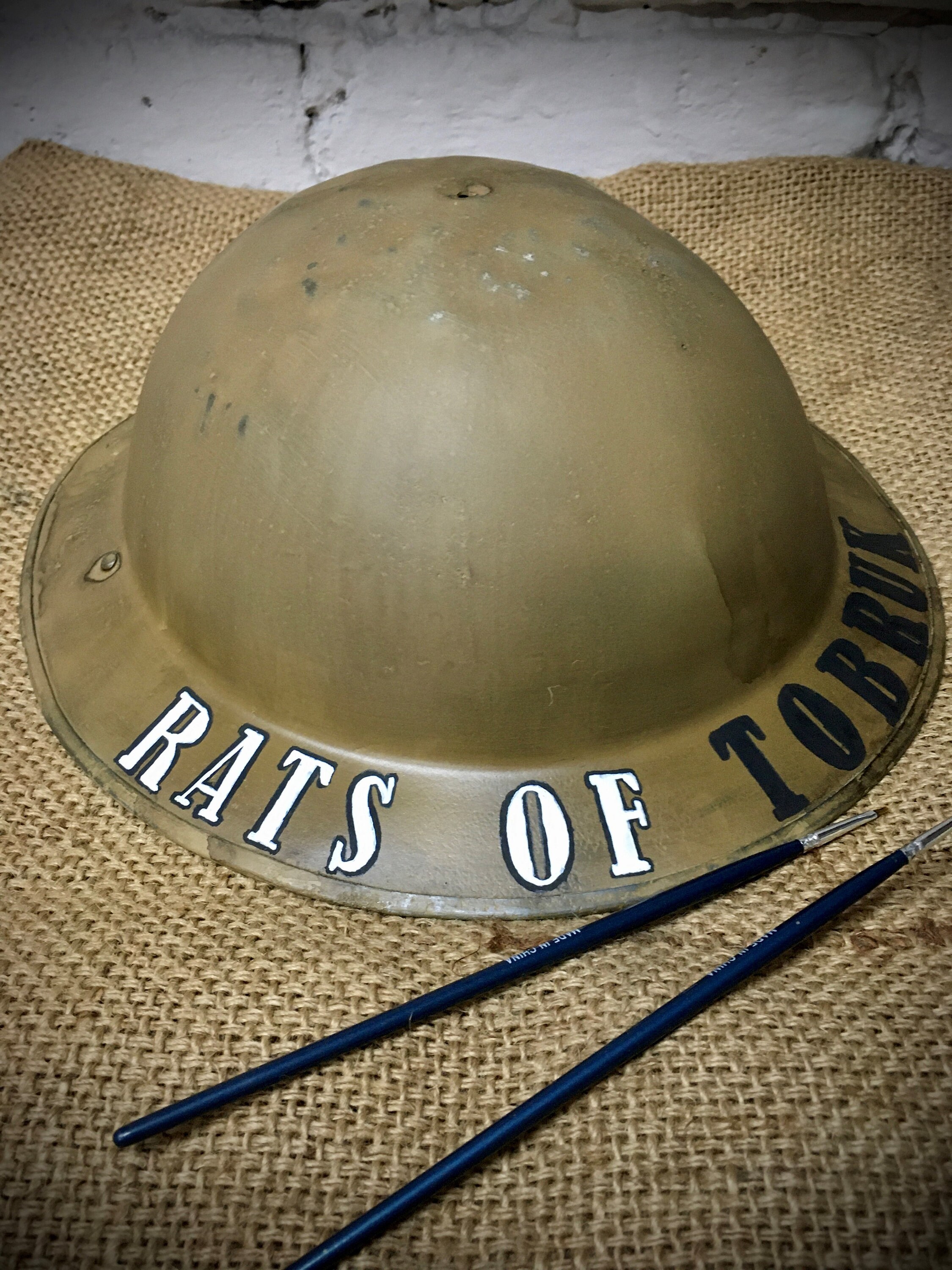 British Mk2 Helmet Rats of Tobruk, Decoration, WWII, North Africa 1941 ...