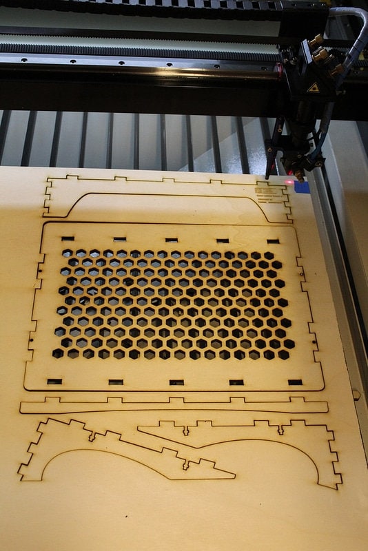 Wooden Honeycomb Laptop Stand, Laser Cut Office Desktop MacBook Stand ...