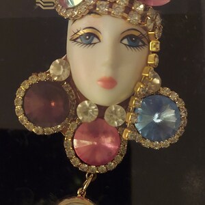 Bonetto Vintage Watch & Brooch With Large Rhinestones and Painted Lady ...