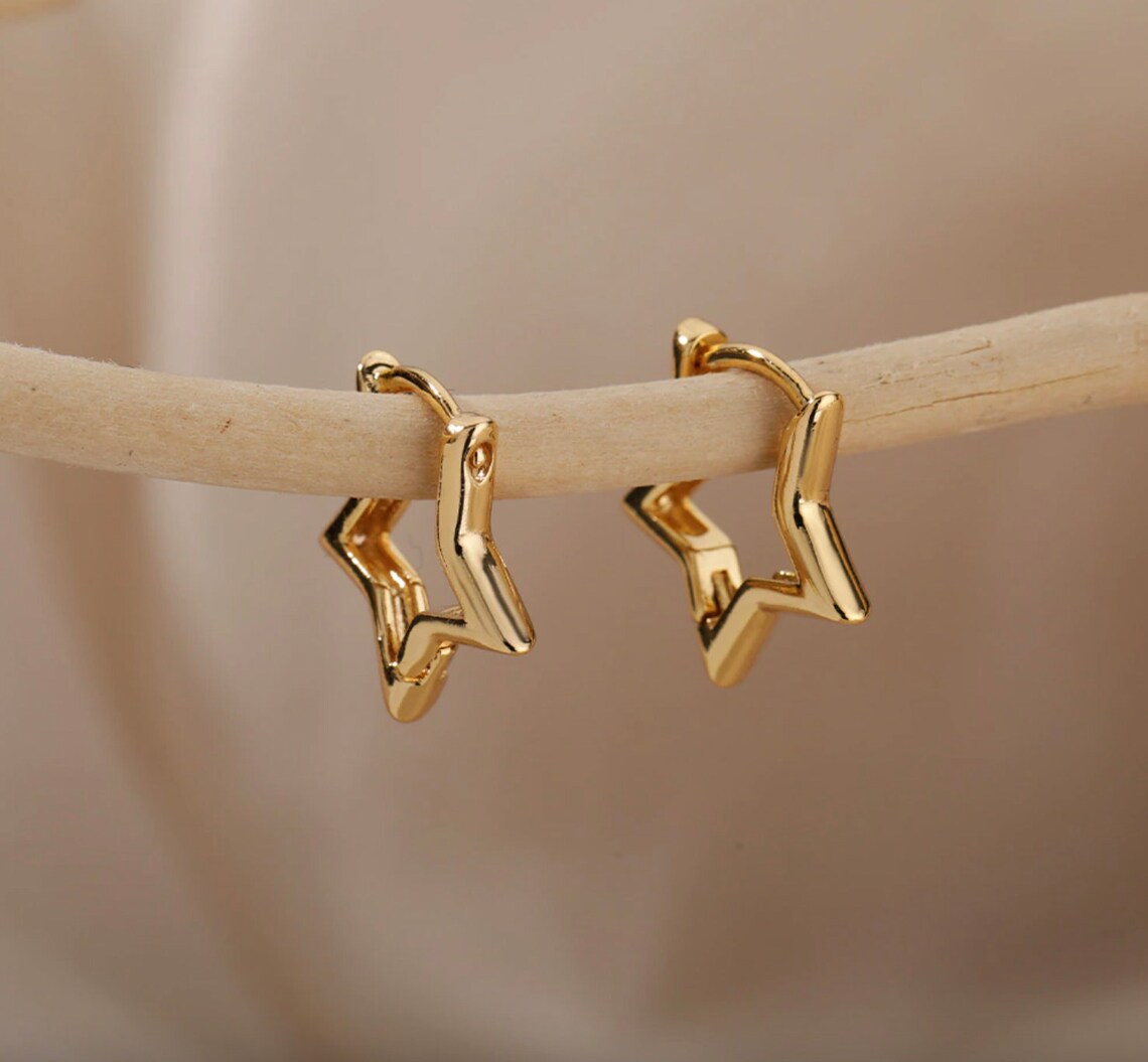 Star Shaped Huggies Hoop Earrings Jewelry Gold Star Earrings Cheap Gift ...
