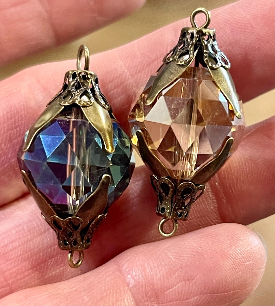 Faceted Glass Connectors With Antiqued Bronze Bead Caps (34.3mm) - Etsy