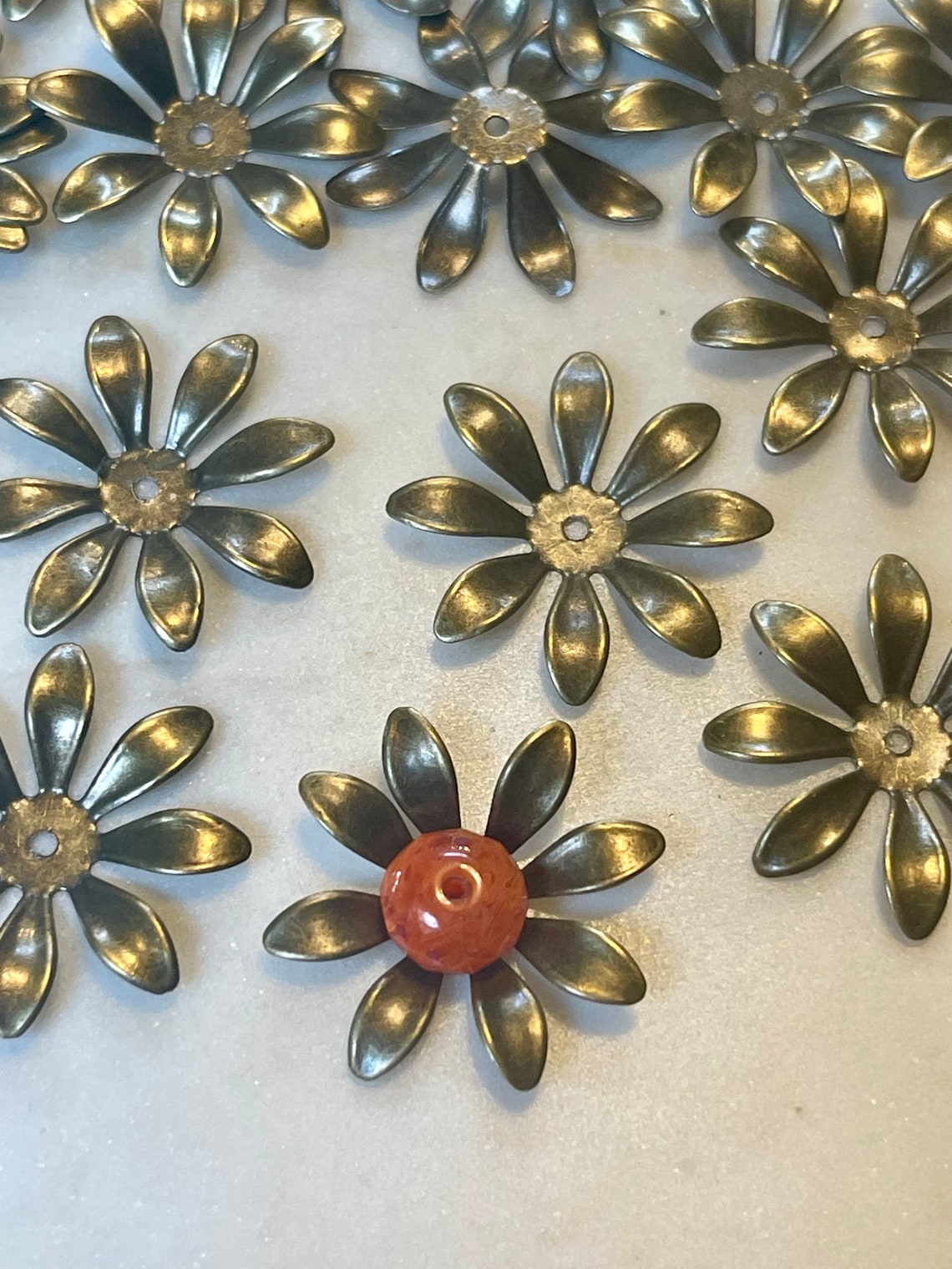 Eight Petal Iron Flowers, Antique Bronze, 29x26.5mm Flexible, Stackable ...