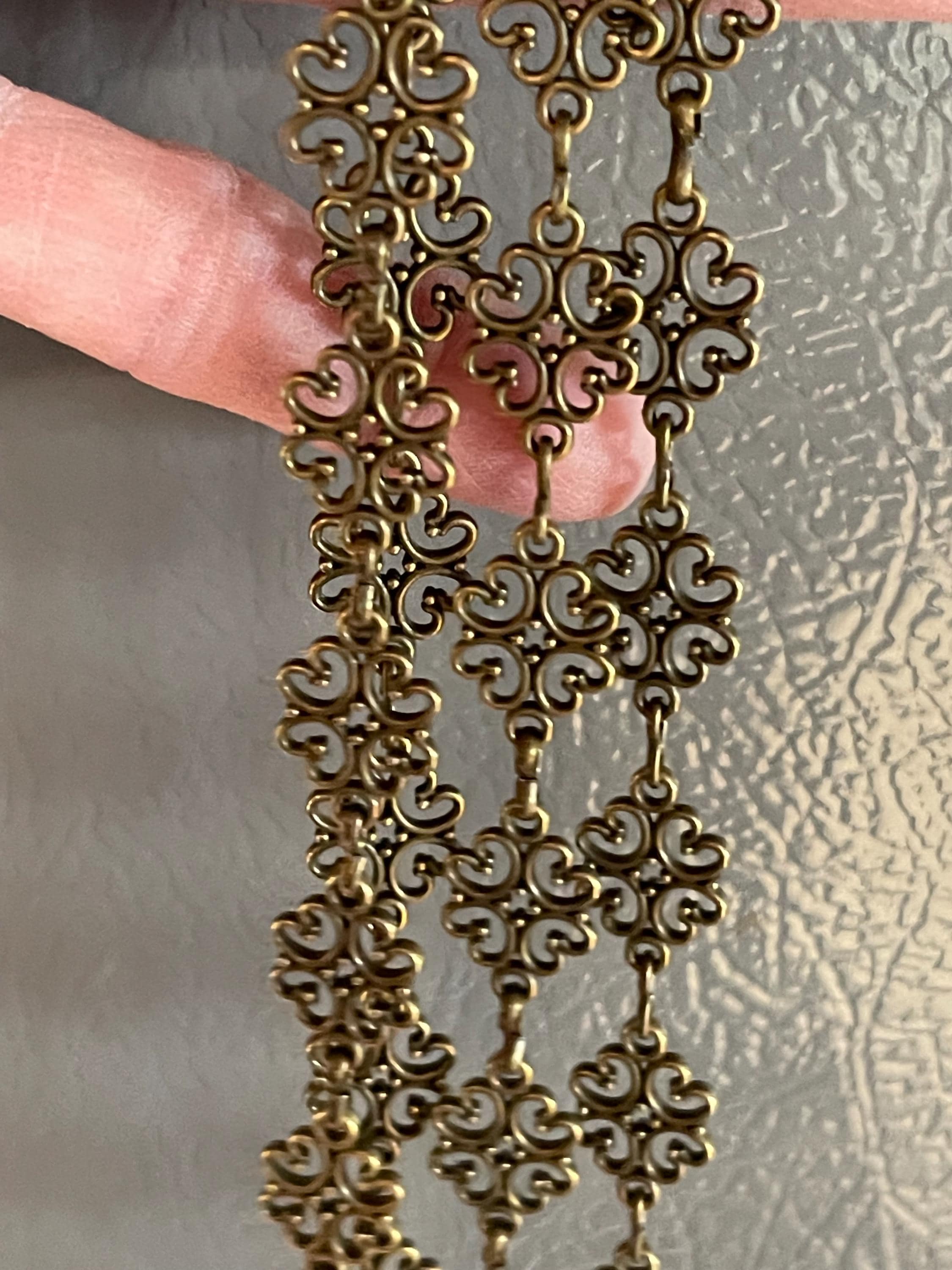 Antiqued Bronze, 18mm Long, 13mm Wide, Renaissance Chain. Unsoldered ...
