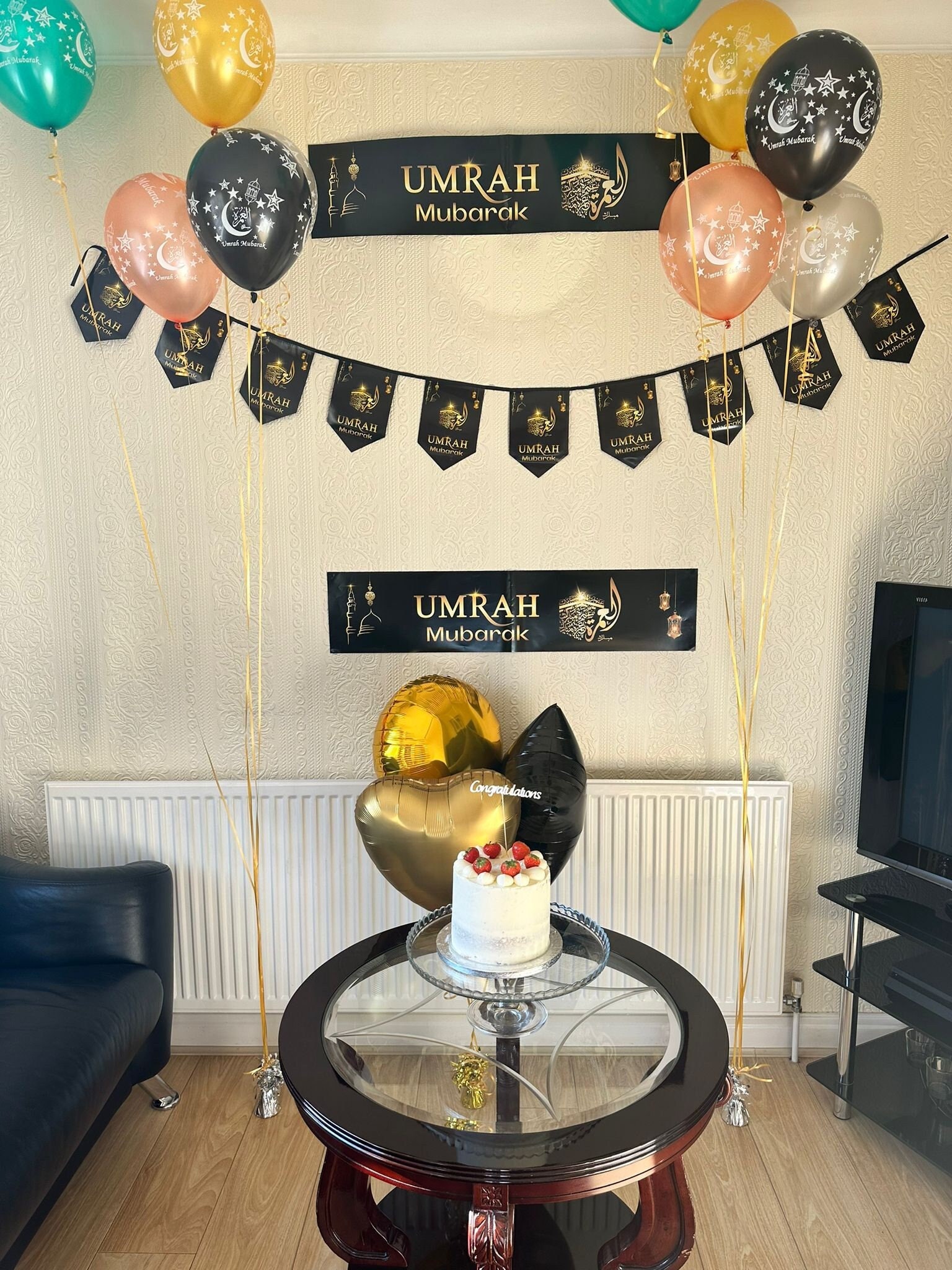 Umrah Mubarak Exquisite Banner Bunting and Balloons Designed to Add a ...