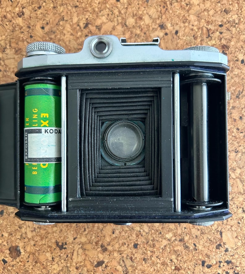 Waltax Okako Tokyo Kolex Vertical Foldable Camera With Case 1950s Made ...