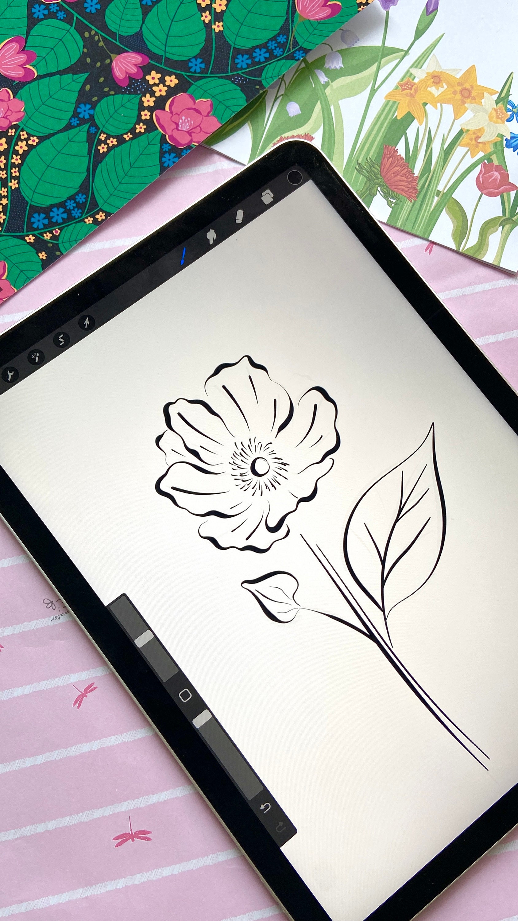 Procreate Line Art Brush, Varying Thickness, Thin to Thick Lines, 1 ...