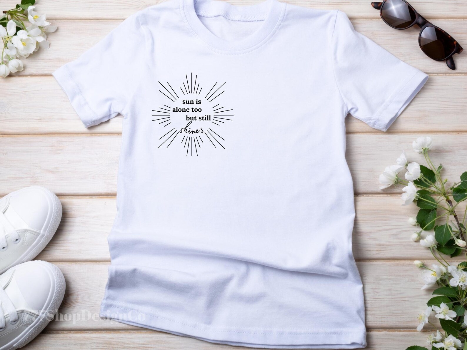 Minimalist Svg T-shirt Design, Printable Tshirt Design SVG, Modern ...
