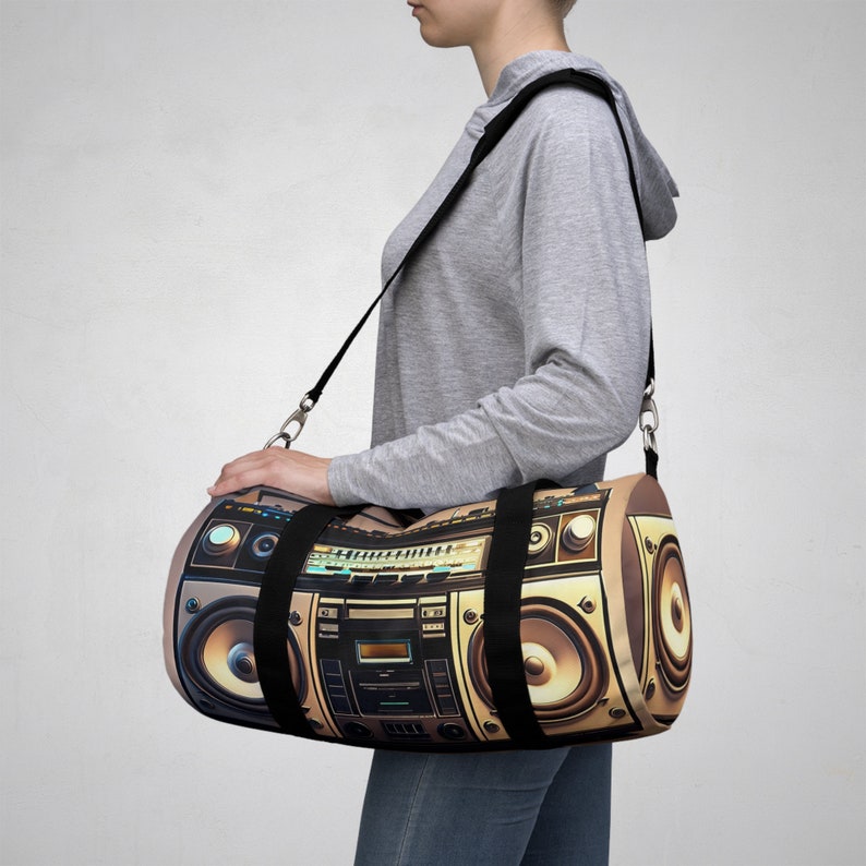 Retro Futuristic Boom Box Hi-fi 80s Nostalgia Duffel Bag: Express ...