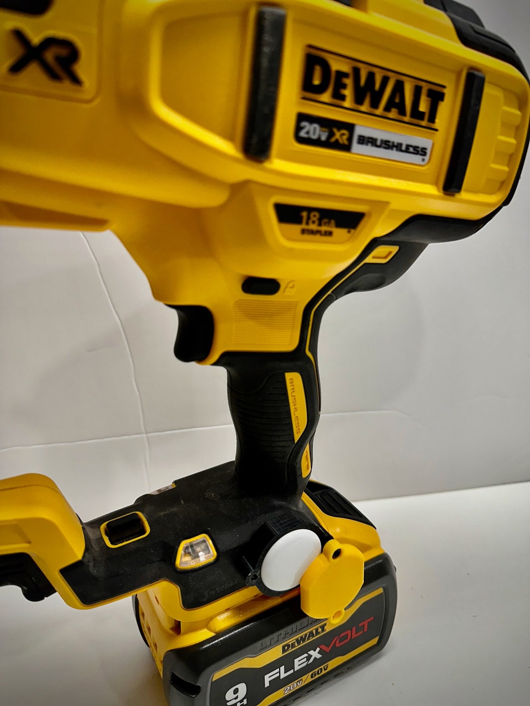 Dewalt Nailer / Stapler AirTag Mount - Etsy