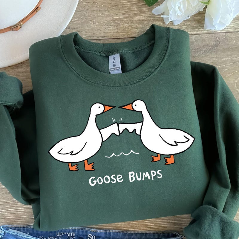 Sweatshirt for Goose - Etsy