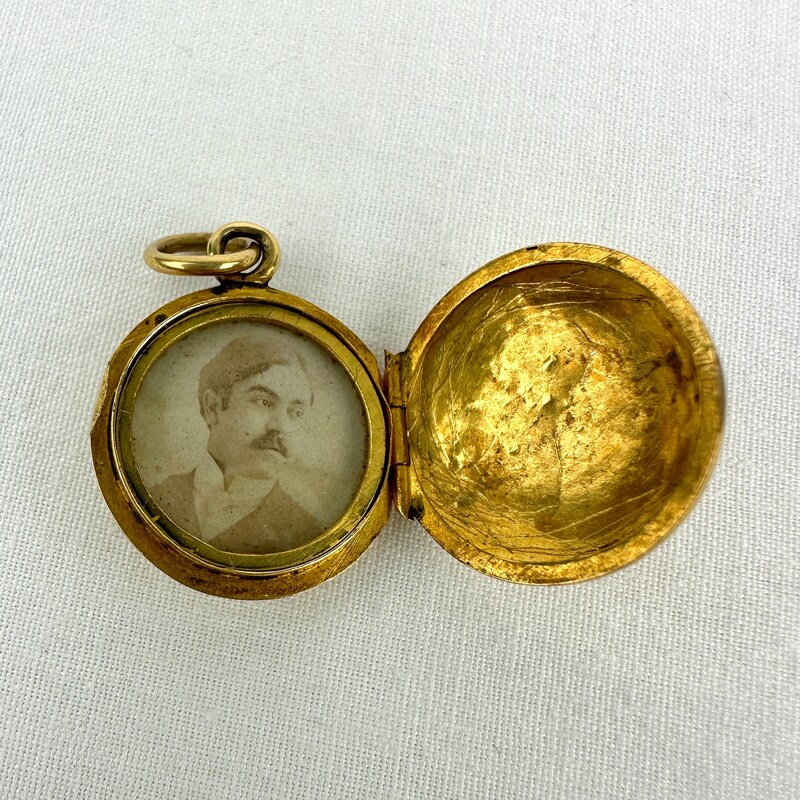 Antique Lockets - Etsy