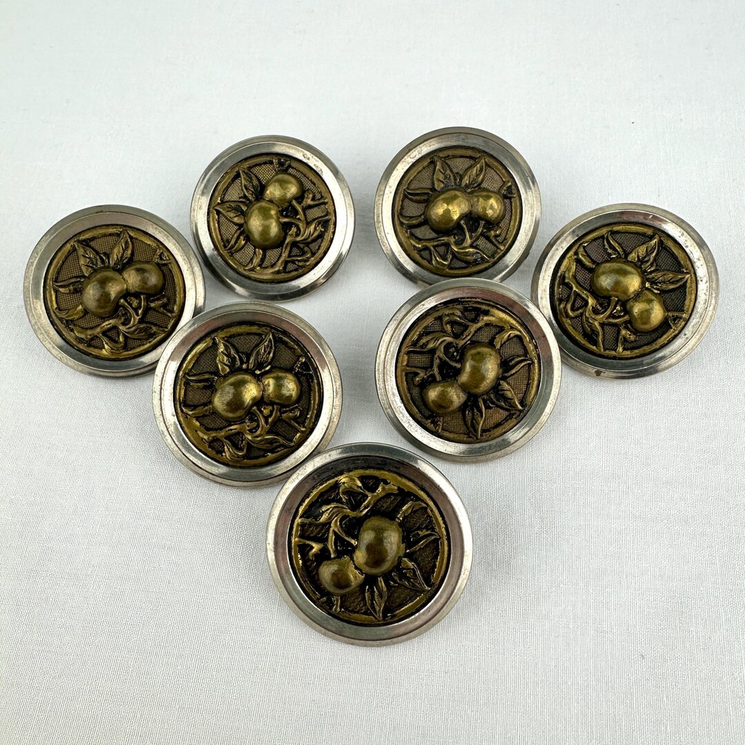 7 Victorian Cherry Picture Buttons With Metal Shanks - Etsy