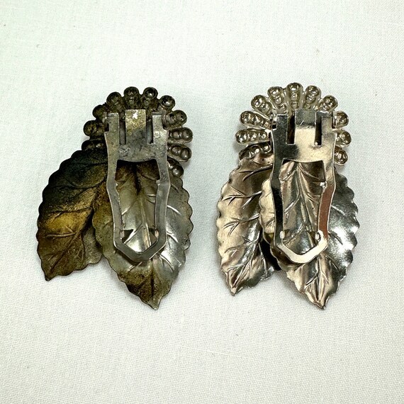 Midcentury Silver Tone Articulated Fur Clips - Gem