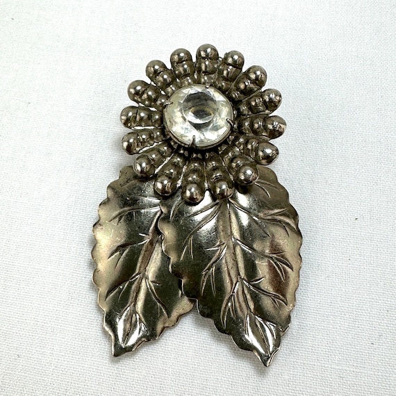 Midcentury Silver Tone Articulated Fur Clips - Gem