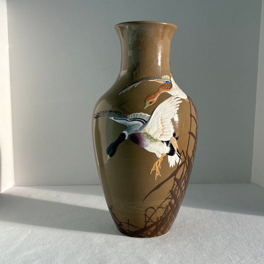 Vintage Kinkozan Vase Duck Motif as Is - Etsy