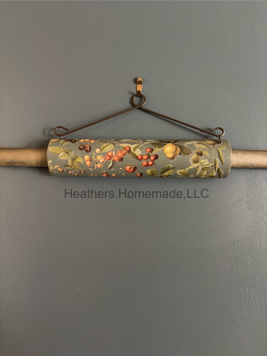 Vintage-inspired Decorative Rolling Pin Wall Hanging | Rustic Kitchen ...