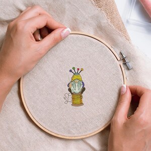 Sewing Gnome Machine Embroidery Design (instant Download) - Etsy