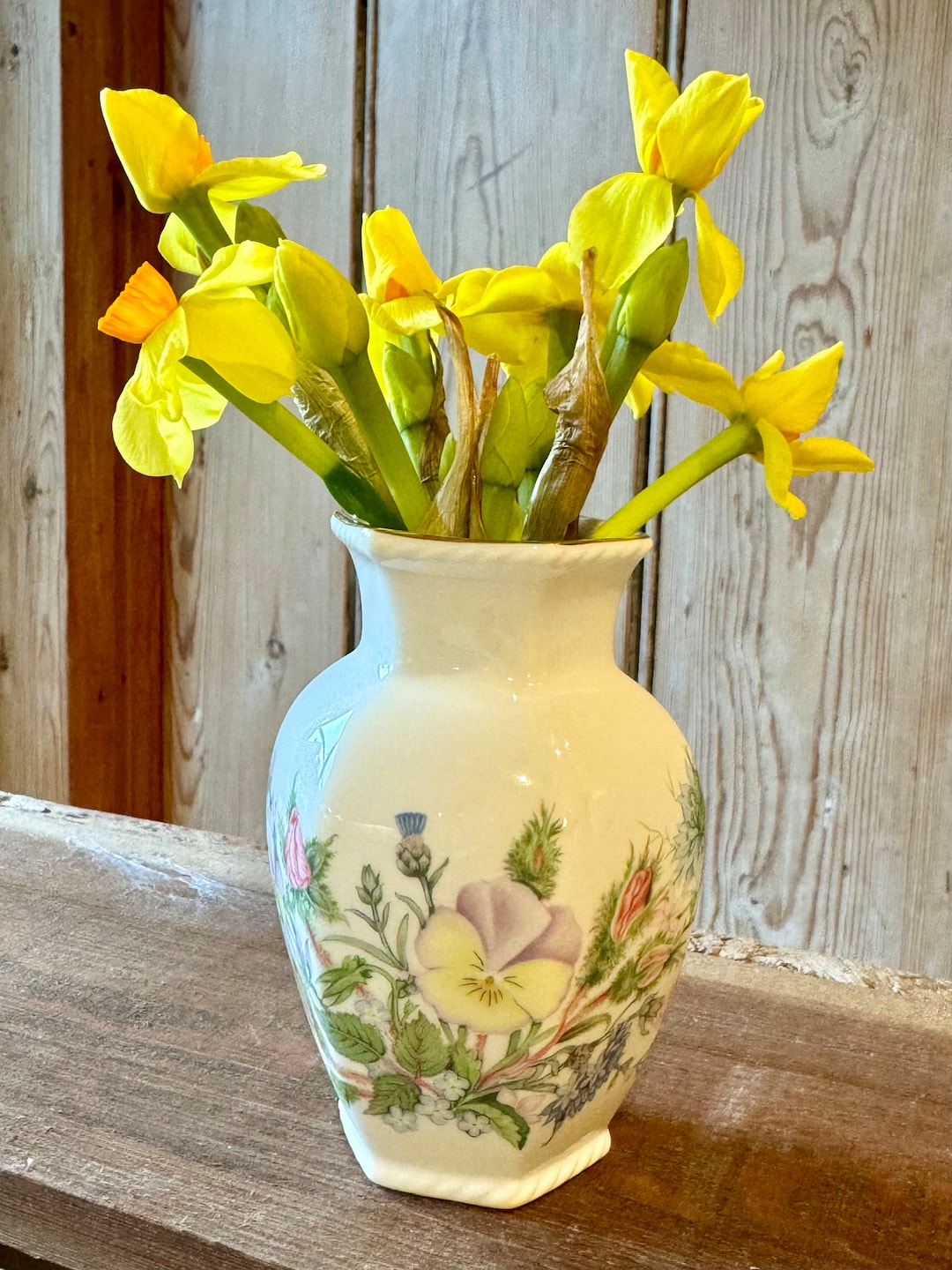 Vintage Aynsley Wild Tudor Bud Vase - Etsy