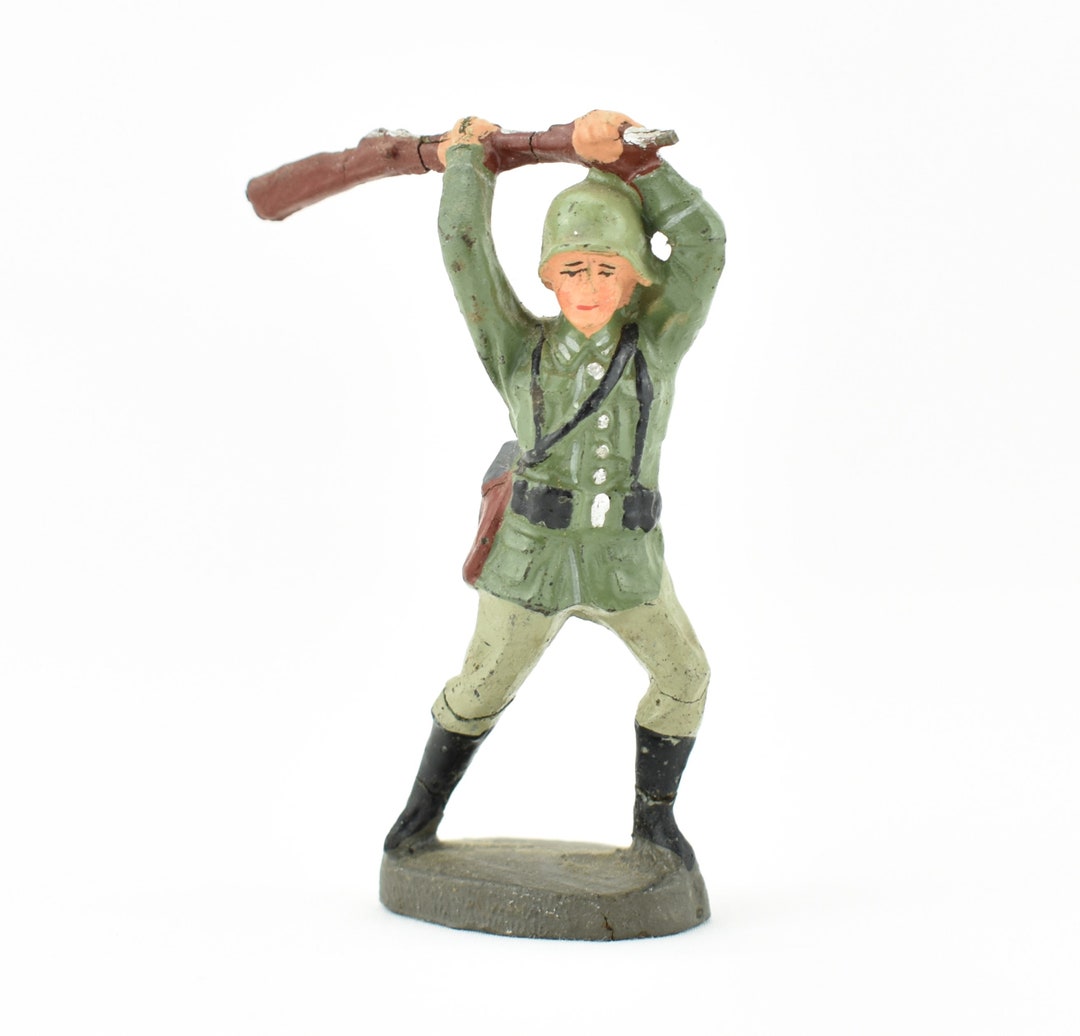 WW2 German Elastolin Toy Soldier With a Rifle Hand-to-hand - Etsy