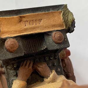 Vintage Tom Clark Gnome Friday Lady Typing on Typewriter 1990 TGIF ...