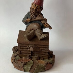 Vintage Tom Clark Gnome Fiddler Sitting on a Log Playing Fiddle 1988, Number 91, Cairn Studios ...