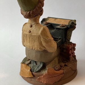 Vintage Tom Clark Gnome Friday Lady Typing on Typewriter 1990 TGIF ...