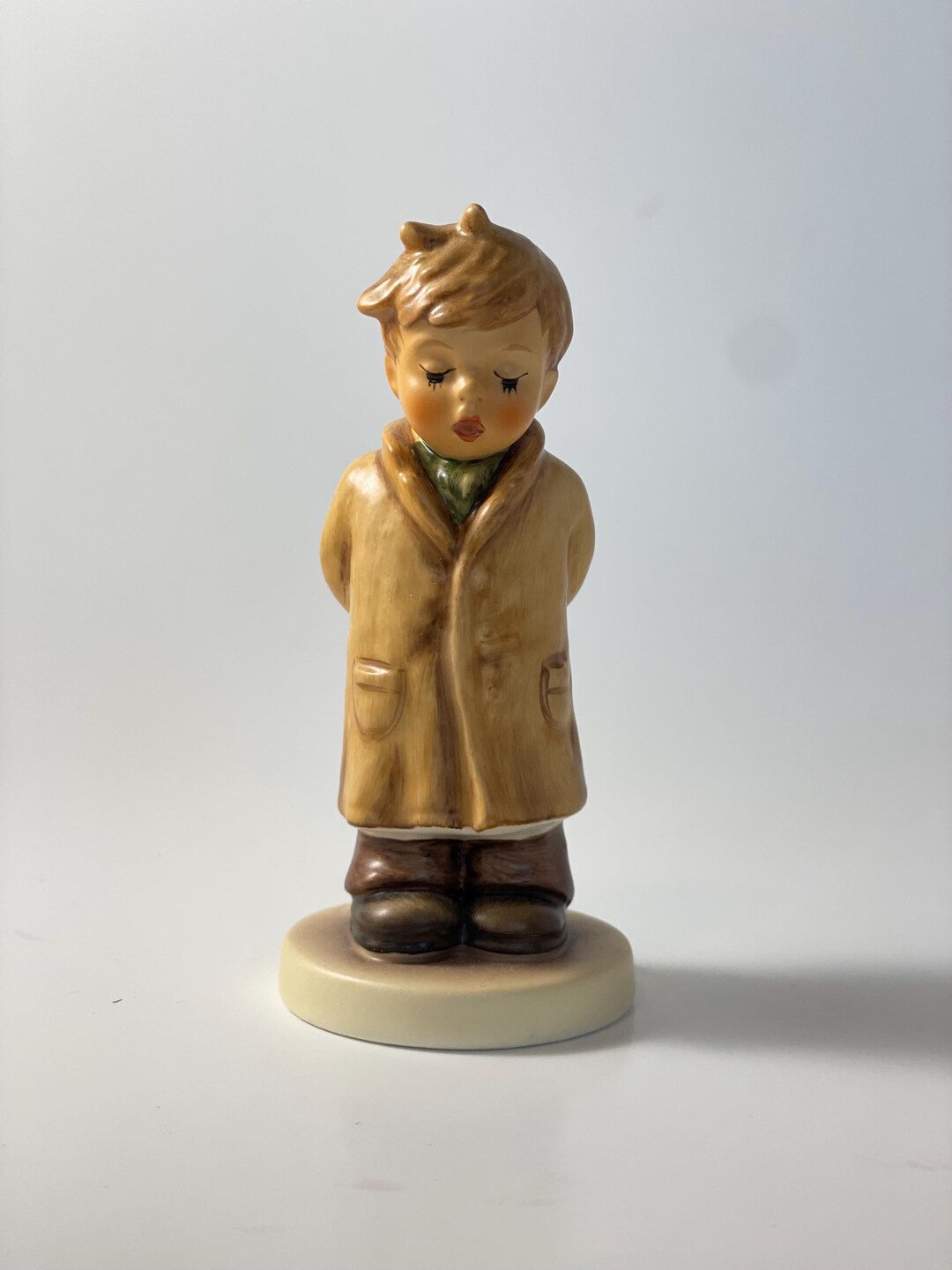 Vintage M.I. Hummel Goebel Too Shy to Sing Figurine, Stamped 845 2002 ...