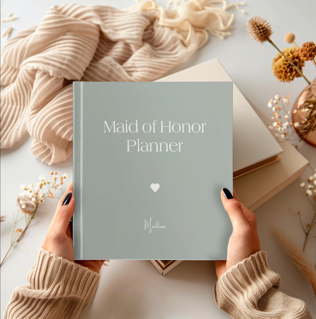 Unique Maid of Honor Gift: Maid of Honor Planner for Wedding - Custom ...