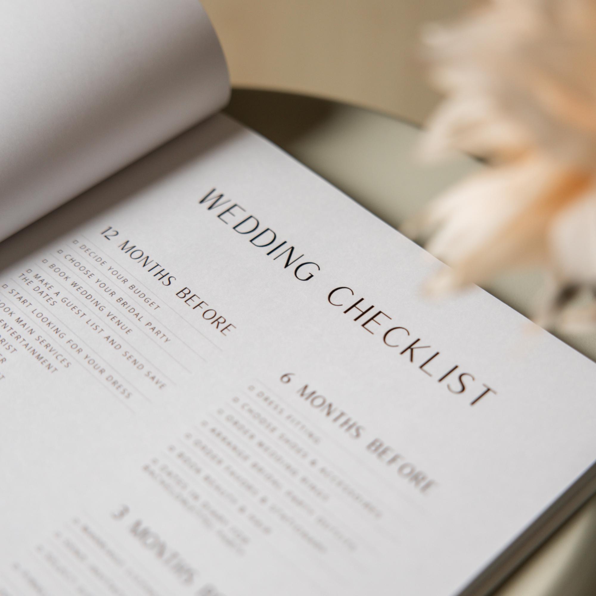 Personalized Hardcover Wedding Planner Book: Engagement Gift for Bride ...