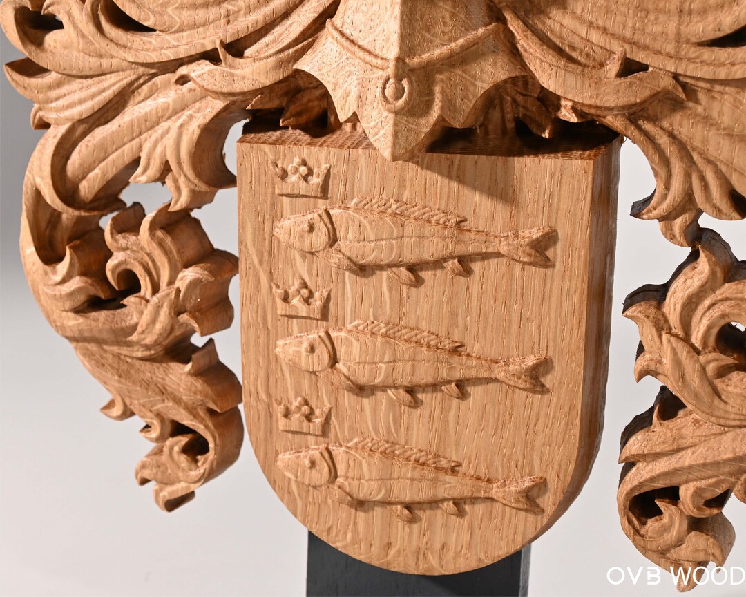 Crafted Crests: Handmade Wooden Family Emblems for Heritage Decor - Etsy