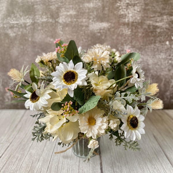 Spring Arrangement - Etsy