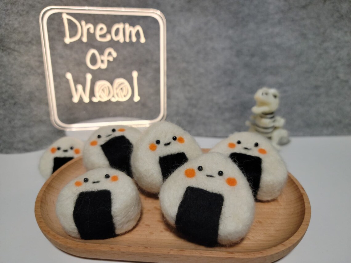 Handmade Onigiri Plushie Rice Ball Keychain or Fridge Magnet/ Wool Felt ...
