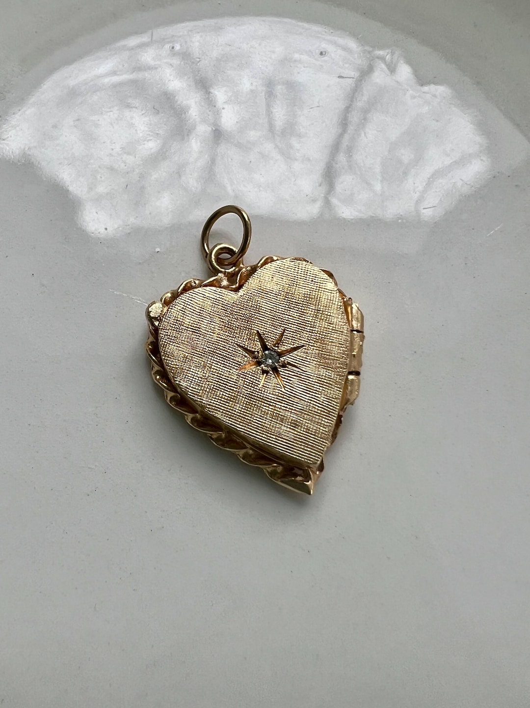 Vintage 14K Gold Heart Locket – Star Set Diamond Pendant – Antique Gold ...