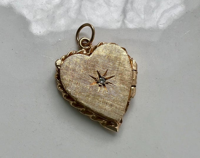 Vintage 14K Gold Heart Locket – Star Set Diamond Pendant – Antique Gold ...