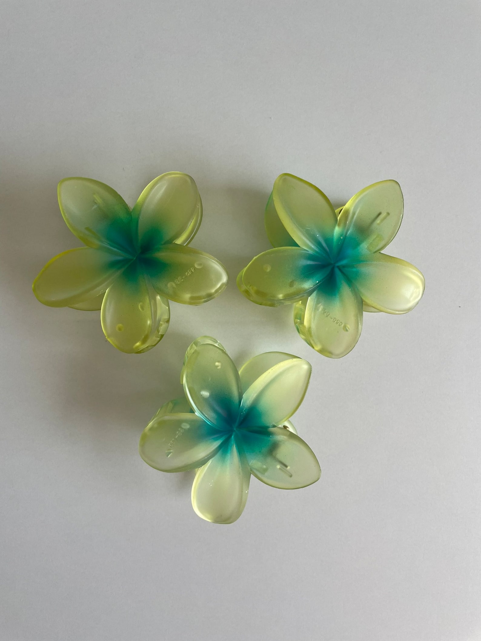 Flower Hair Clips, Hawaiian Claw Clips for Thick Hair Accessories for ...