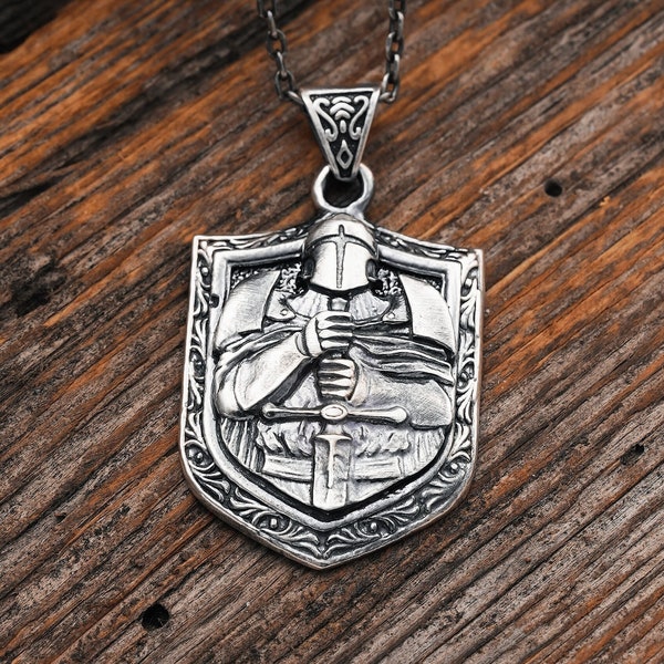 Knight Pendant - Etsy