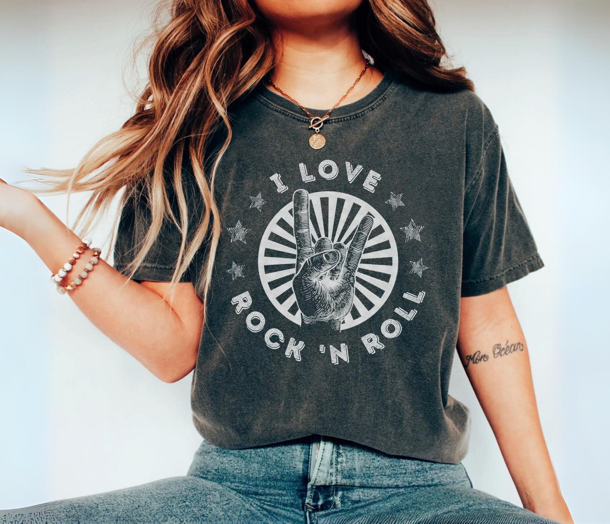 I Love Rock 'N Roll Shirt, Joan Jett, Unisex T-shirt With Rock Hand ...