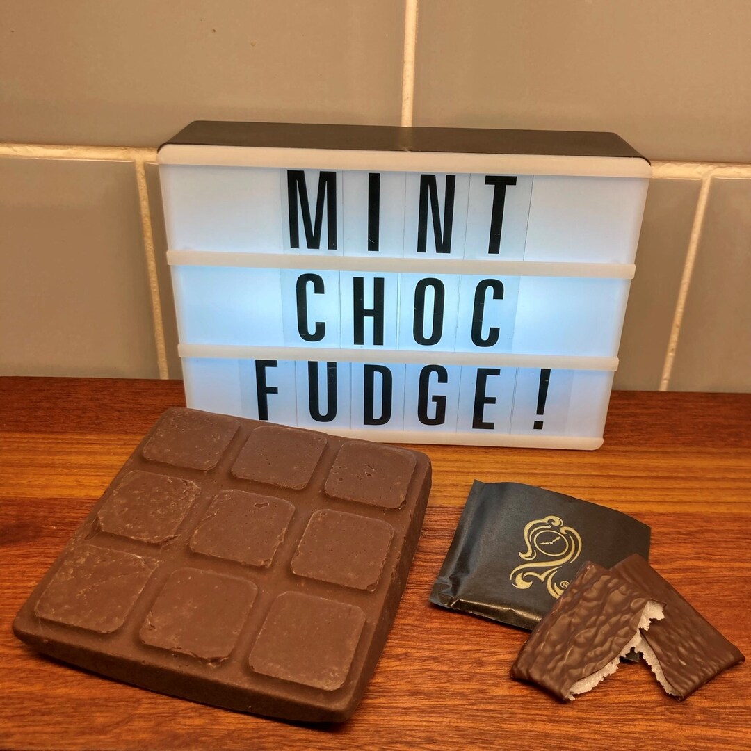 After Eight Inspired Mint Chocolate Fudge - Sweet Treats - Homemade ...