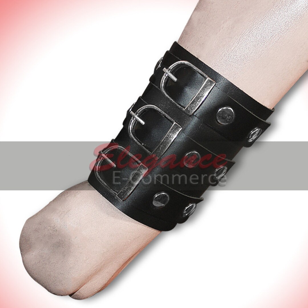 Black Leather ARROW WRIST WALLET Wrist Wallet Travel Wallet, Arm Wallet ...