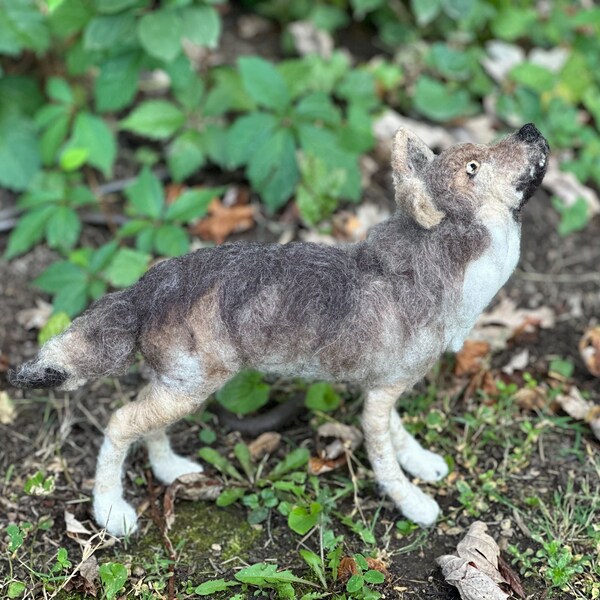 Needle Felted Wolf - Etsy